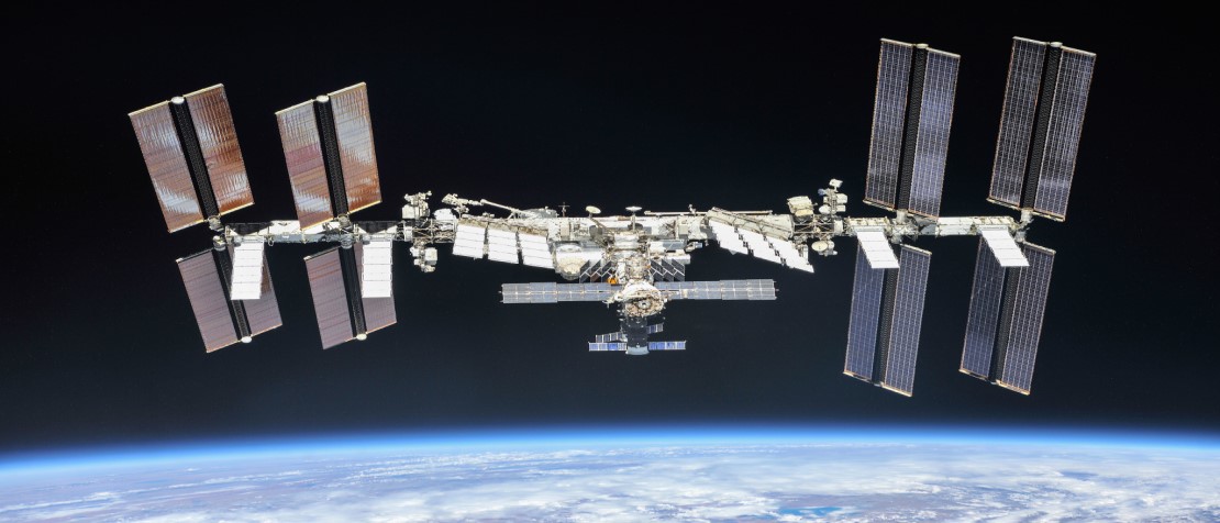 Envisioning a low-Earth orbit economy - ITU Hub